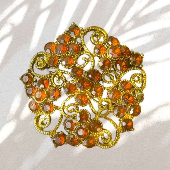Vintage | Jewelry | Vintage Gold Tone Amber Pin With Clusters Of ...